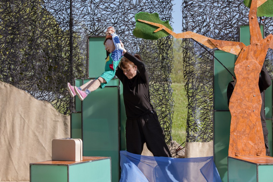 Ich steige aus dem Fenster | Theater R.A.B. Random Acts of Beauty